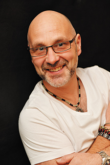 Rick Rubens - Aotearoa Artist - The New Zealand Artists Magazine