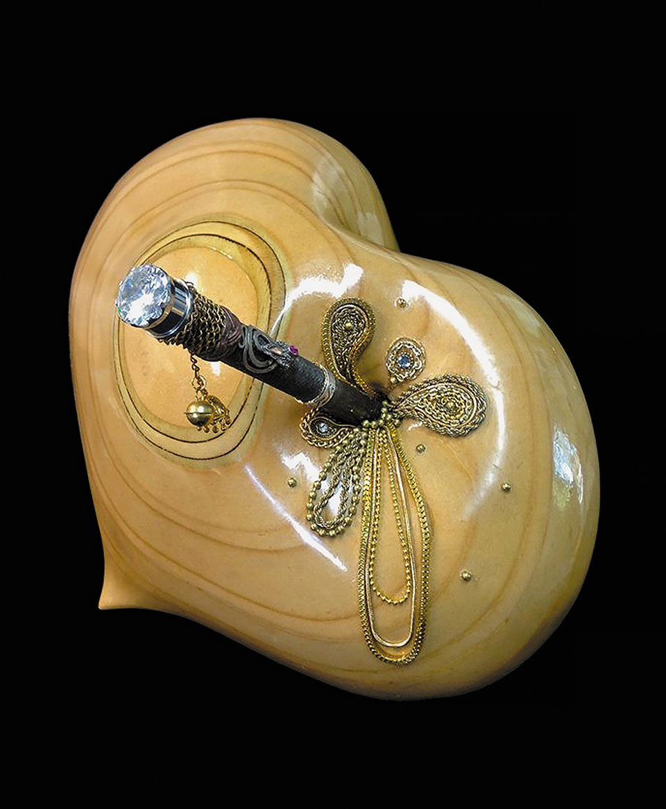 Yasmin Yussof - Aotearoa Artist - The New Zealand Artists Magazine