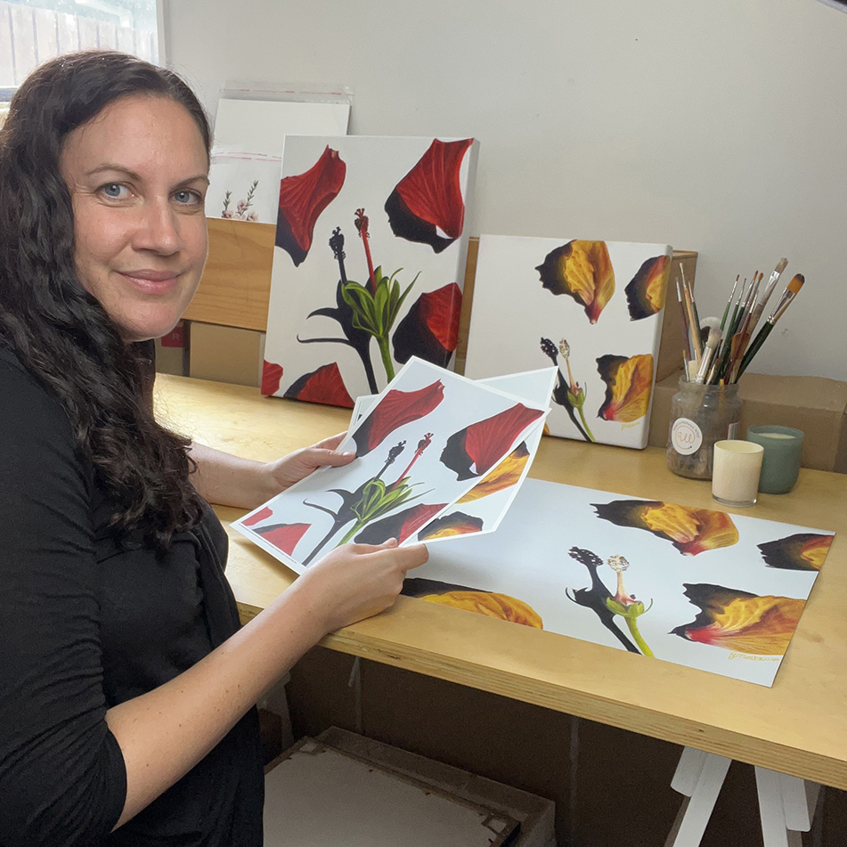 Rebecca Mathews - Aotearoa Artist - The New Zealand Artists Magazine